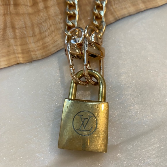 Louis Vuitton | Jewelry | Louis Vuitton Padlock 6 Unbranded Chain ...